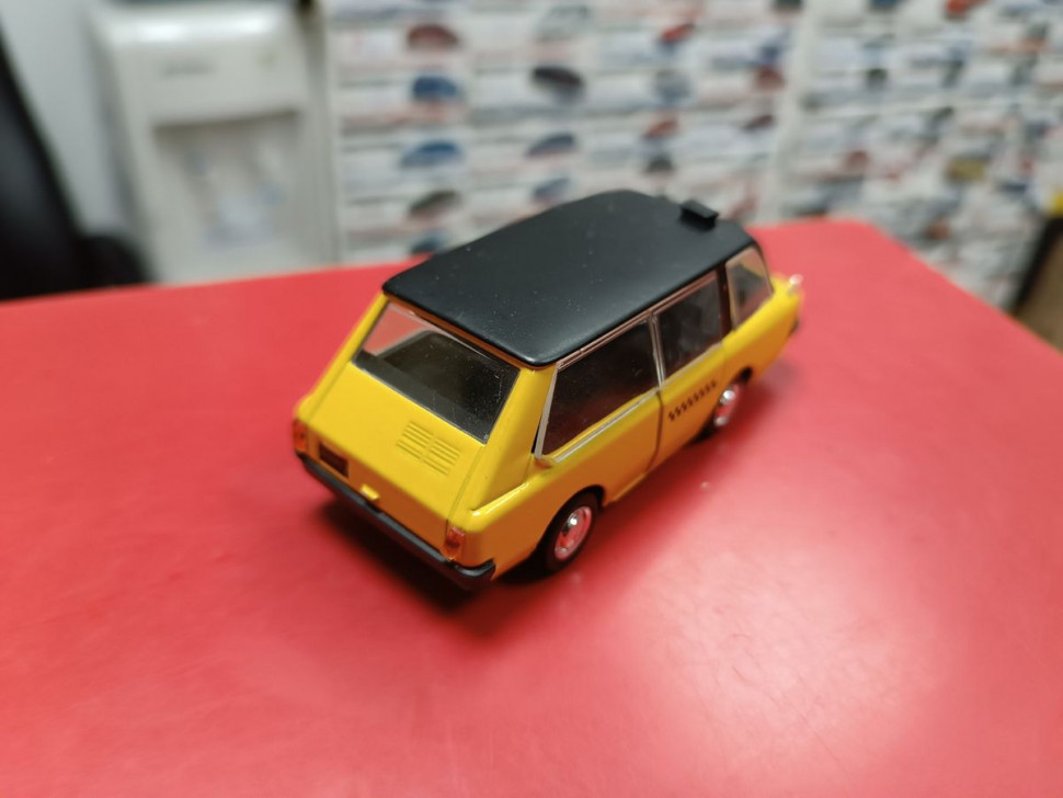 Автолегенды СССР: ВНИИТЭ-ПТ такси 1:43 Deagostini