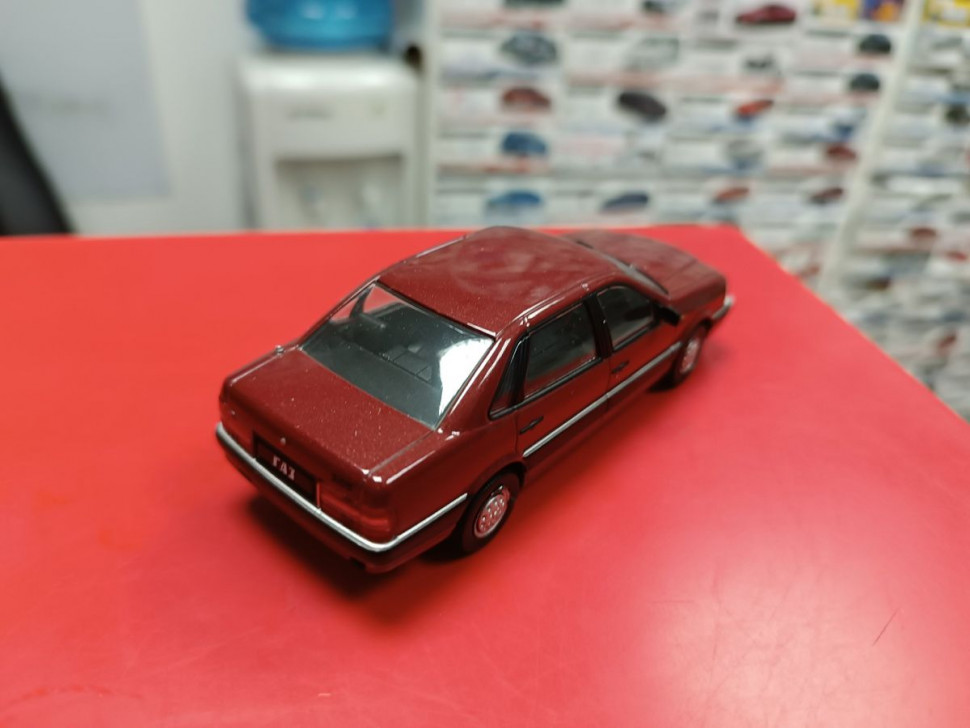 Автолегенды СССР. ГАЗ-3105 1:43 Deagostini